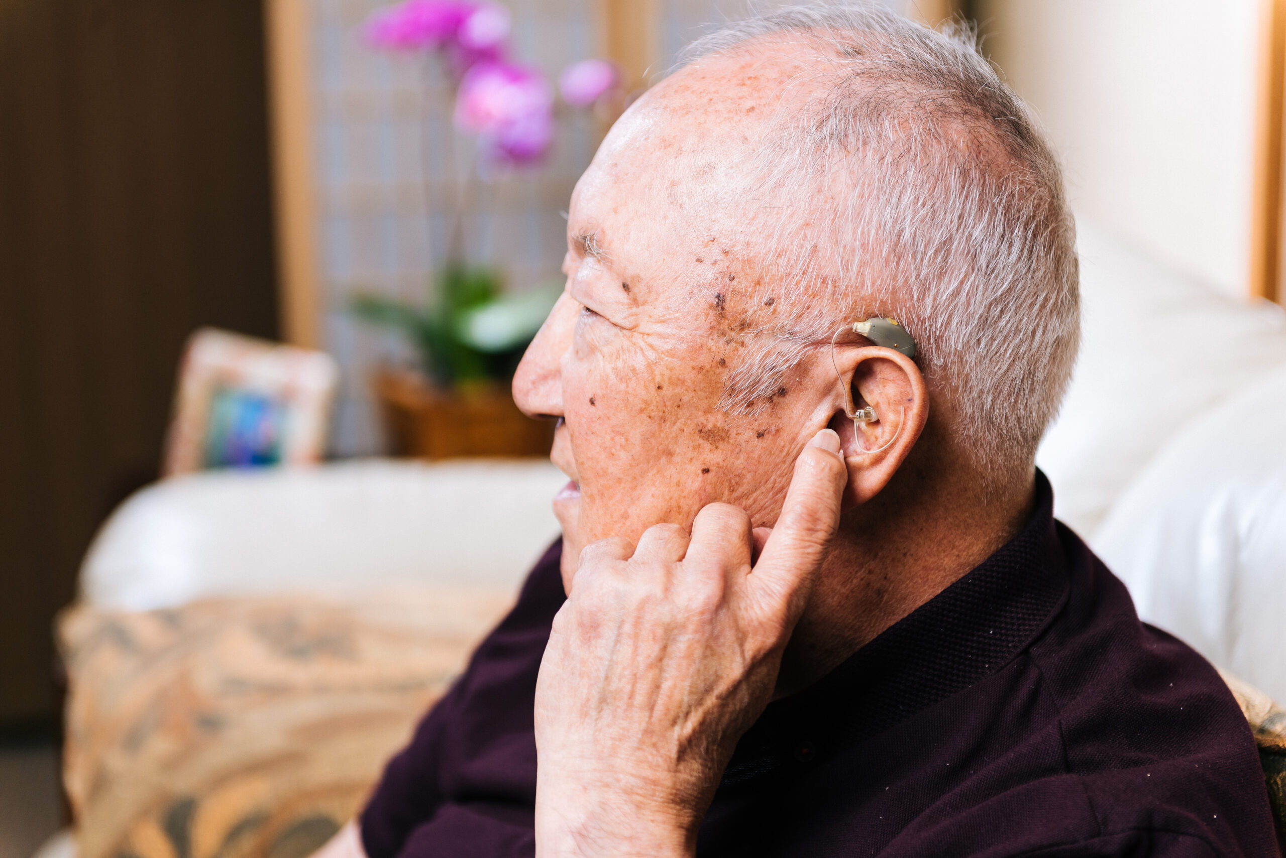 Is it Time to Get a Hearing Aid? | Keiro